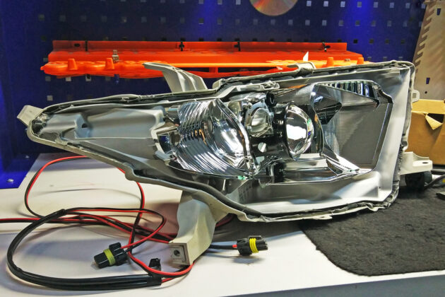 Useful, safe and compulsory: the turn signal on the car